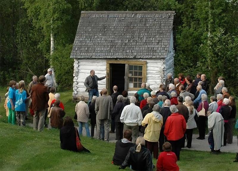 Omvisning i friluftsmuseet - Hamar kommune