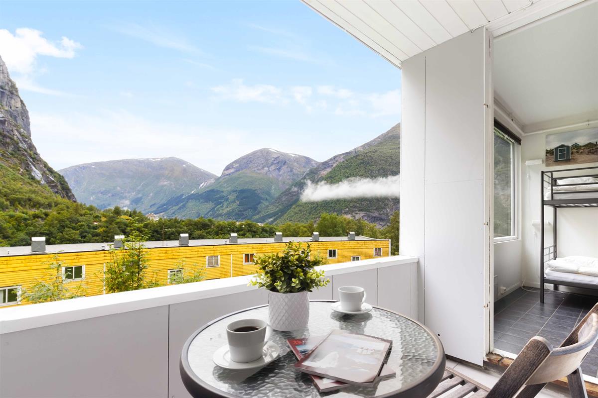 Hardanger | Alde Sider